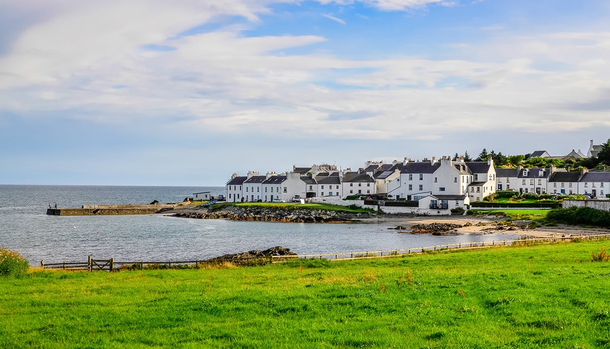 Top 10 best Islay whiskies to try | Master of Malt blog