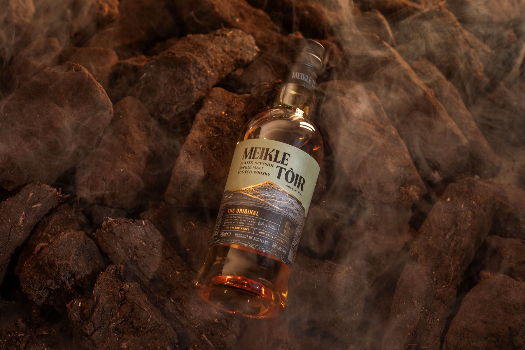 Peaty vs Smoky Whisky: What’s the Difference? | Master of Malt blog